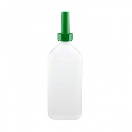 Easy Drencher 2 Liter bestaat geheel uit kunststof met een wijde opening.